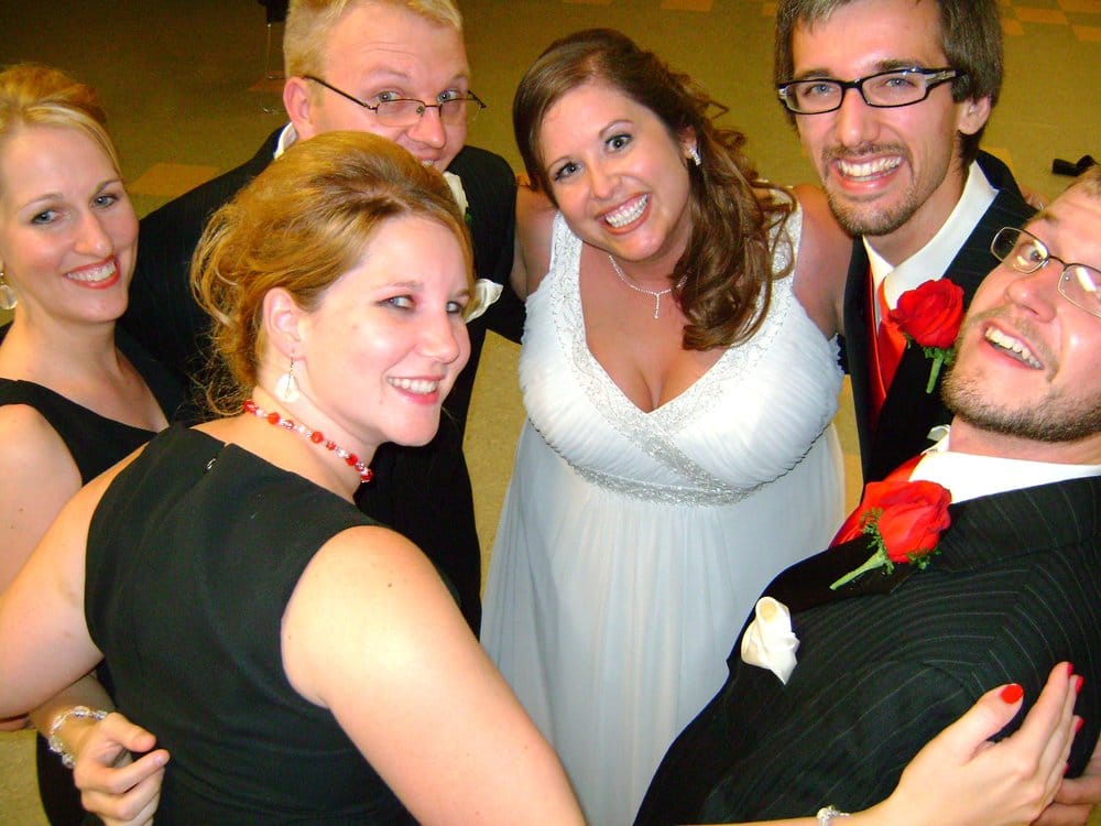 AMC DJ & KARAOKE - Updated November 2024 - 1172 Day St, Green Bay ...