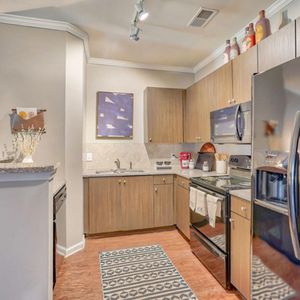 930 NOMO - Updated May 2025 - 930 Morrison Dr, Charleston, South ...