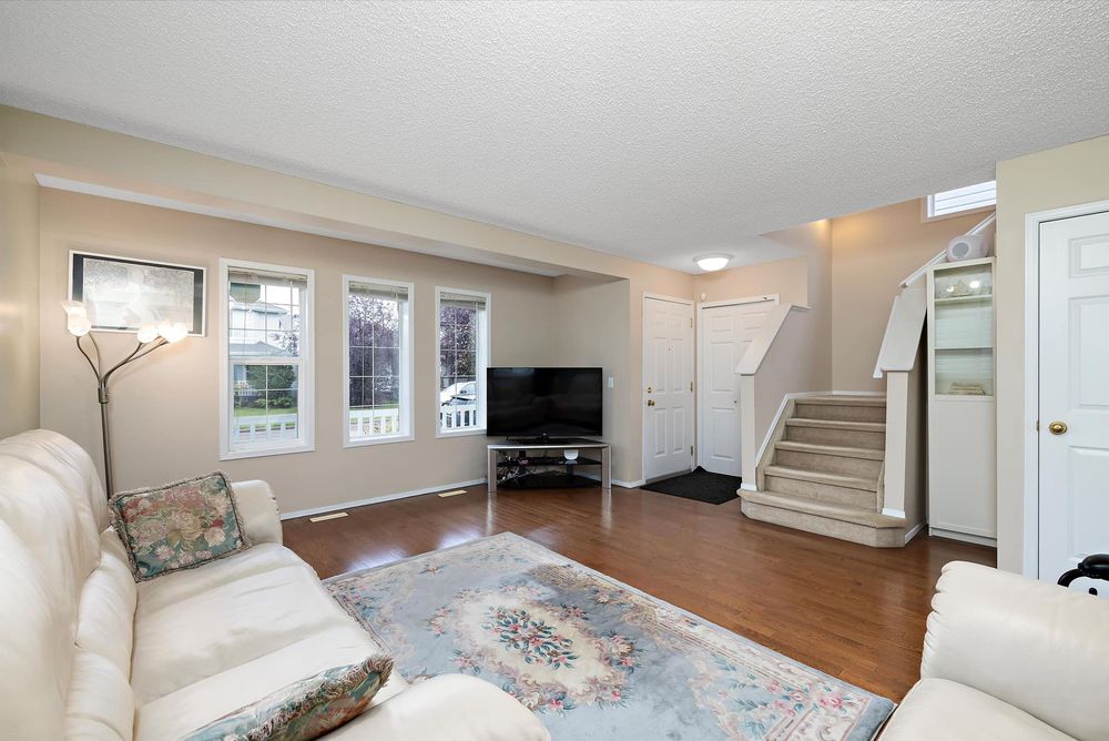 BRYCE YOUNG - MAXWELL HERITAGE REALTY - Updated June 2026 - Contact ...