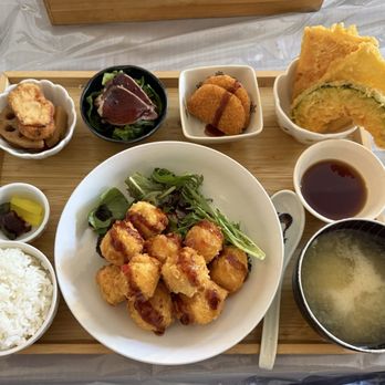 KAPPO MARTA - Updated January 2026 - 16 Photos - 1600 Bay Street, Victoria, British Columbia ...