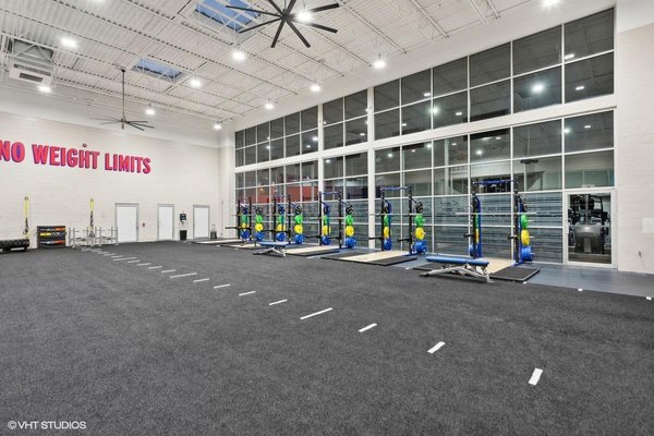 CRUNCH FITNESS - BROOK RD - Updated December 2025 - 50 Photos & 47 ...