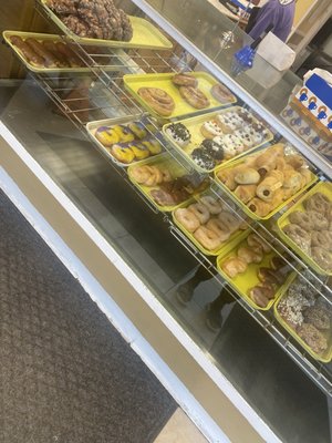 MARY LEE DONUTS - Updated May 2026 - 9833 Florida Blvd, Baton Rouge ...