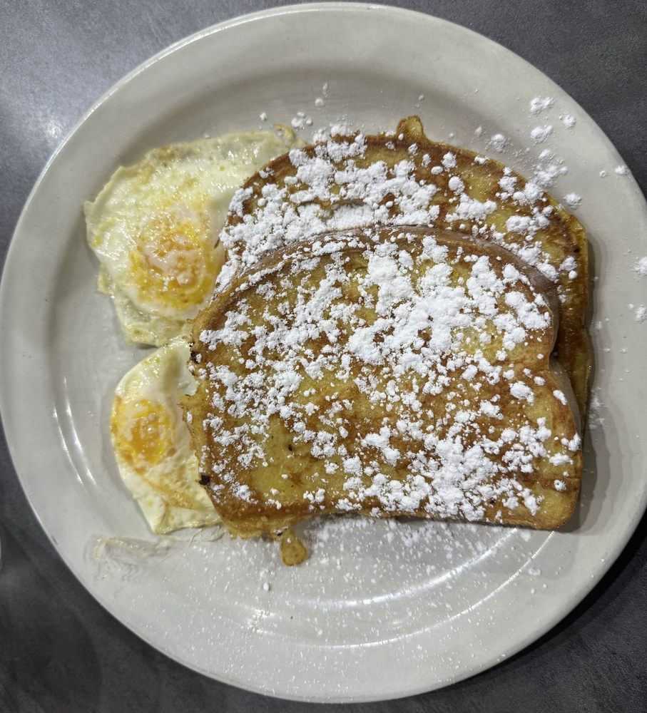 BIZZEE BEES CAFE & PIES - Updated December 2025 - 60 Photos & 14 ...