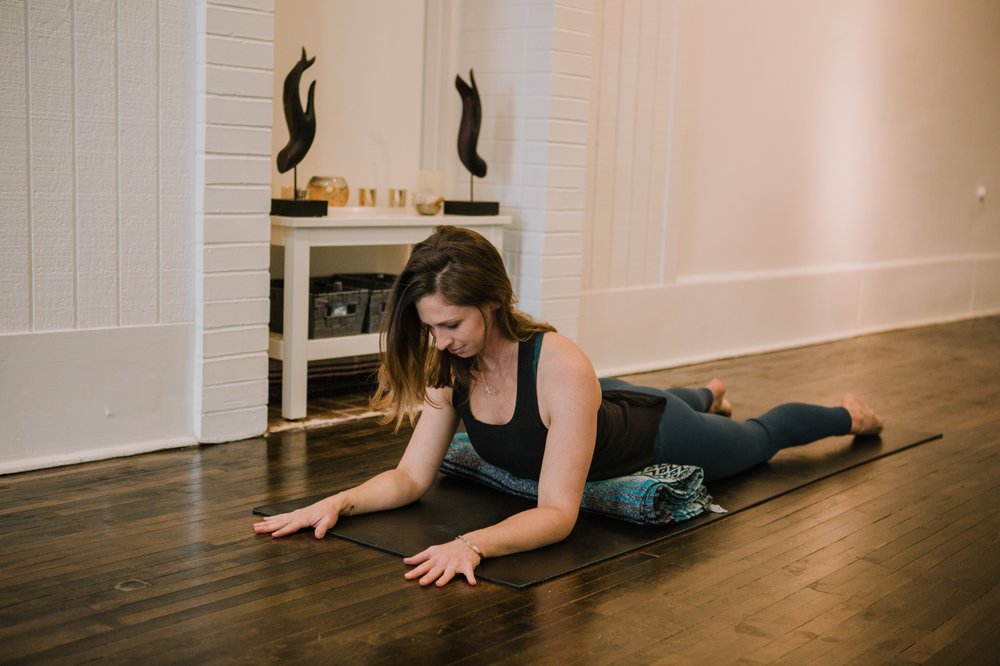 LISA ASH YOGA - Updated November 2024 - 10 Photos - 8900 State Line Rd ...