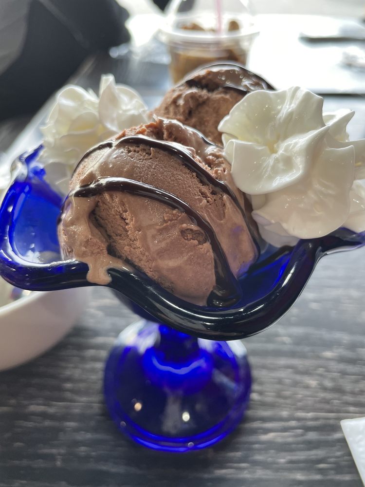 O2 CAFE - 57 Photos & 34 Reviews - 915 S Vermont Ave, Los Angeles, CA ...