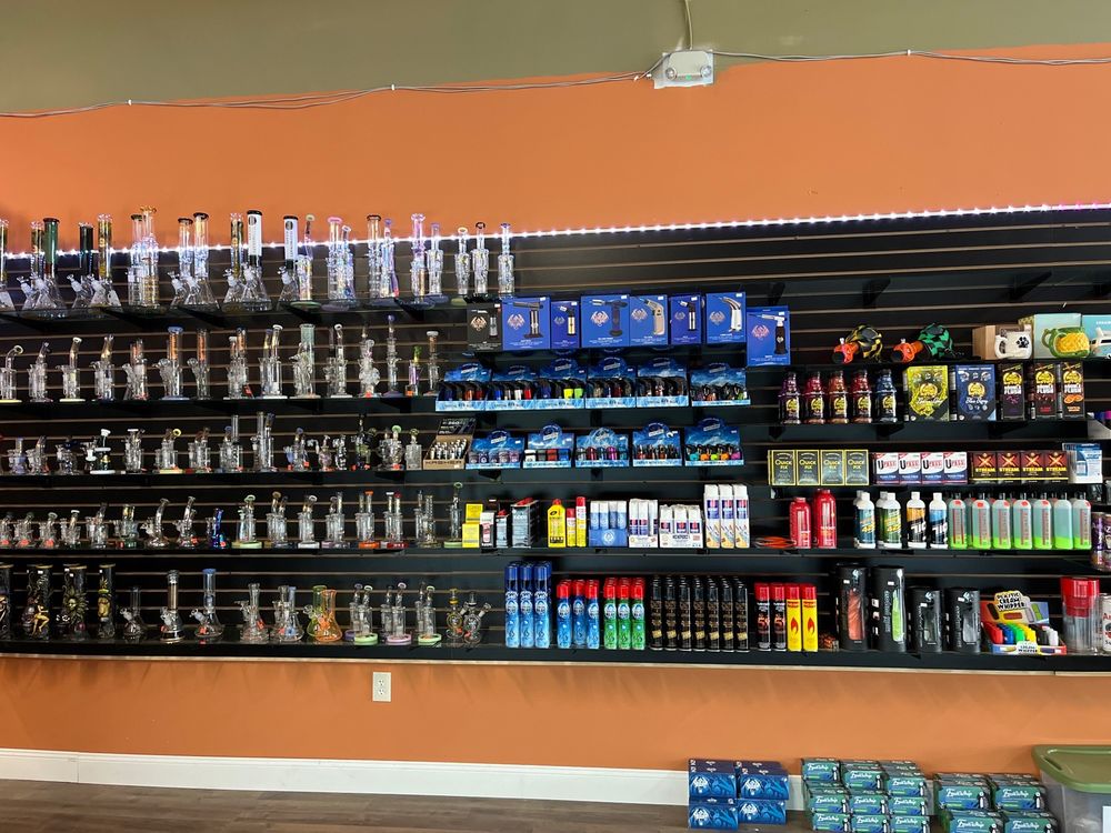 YOLO VAPES N SMOKE - Updated July 2025 - 10075 Yamato Rd, Boca Raton ...