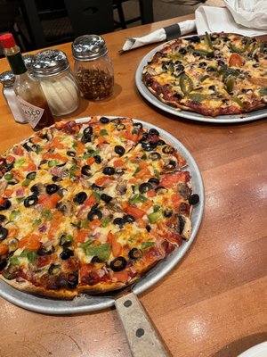 PARK AVENUE PIZZA COMPANY PUB & RESTAURANT - 29 Photos & 63 Reviews ...