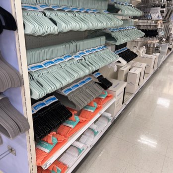 TARGET - Updated May 2024 - 341 Photos & 385 Reviews - 855 E Birch St ...