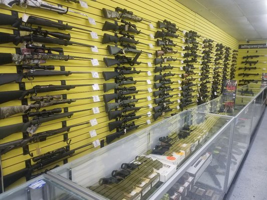 BULLFROG CORNER - Updated December 2025 - 11 Photos - 1436 Goodman Rd W ...