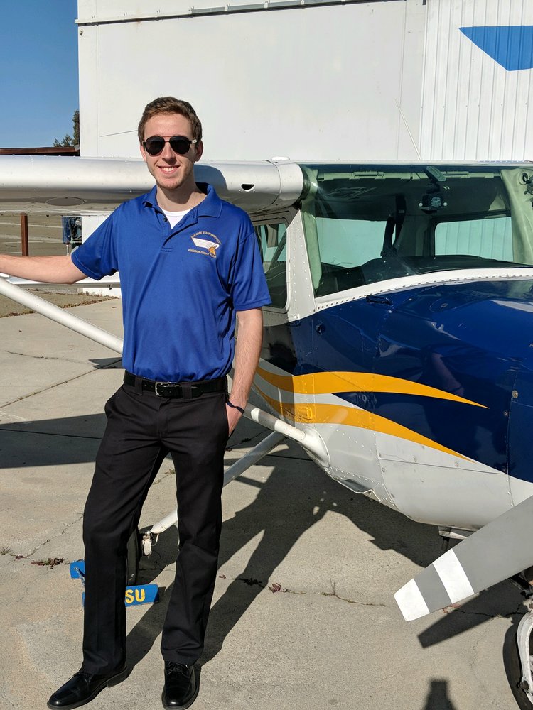 DANIEL SIMS FLIGHT INSTRUCTION - Flight Instruction - 1903 Embarcadero ...