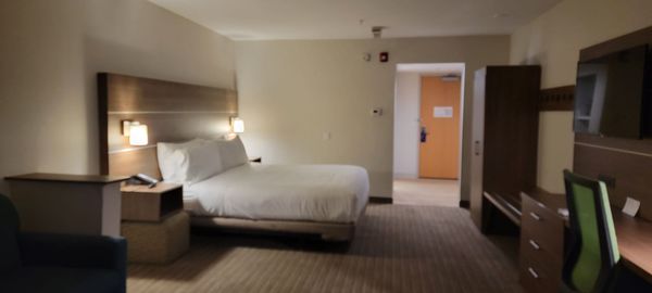 HOLIDAY INN EXPRESS & SUITES MODESTO-SALIDA - Updated December 2025 ...