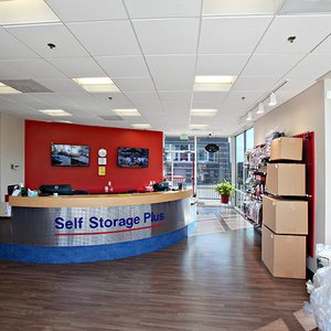 EZSTORAGE - Updated May 2024 - 14 Photos - 2600 N Charles St, Baltimore ...