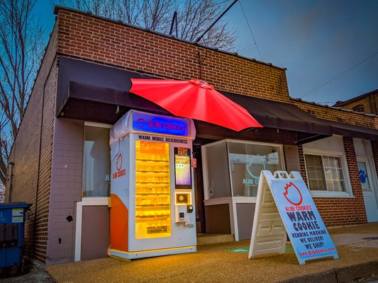 ALIBI COOKIES - Updated January 2025 - 71 Photos & 40 Reviews - 1136 ...