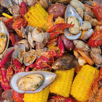 BLUE HOOK CAJUN SEAFOOD & BAR - Updated August 2024 - 62 Photos & 116 ...