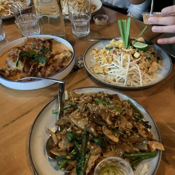 KIN LEN THAI NIGHT BITES - Updated March 2025 - 2600 Photos & 875 ...