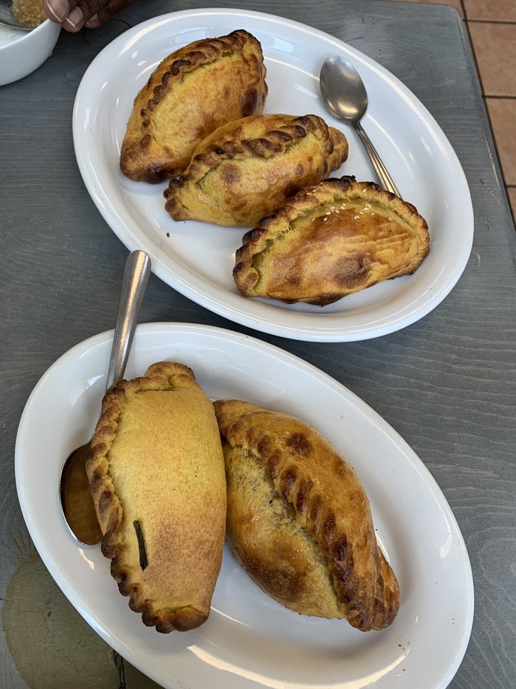 PAO’S PASTRIES & CAFE - 104 Photos & 81 Reviews - 14449 Friar St, Van ...