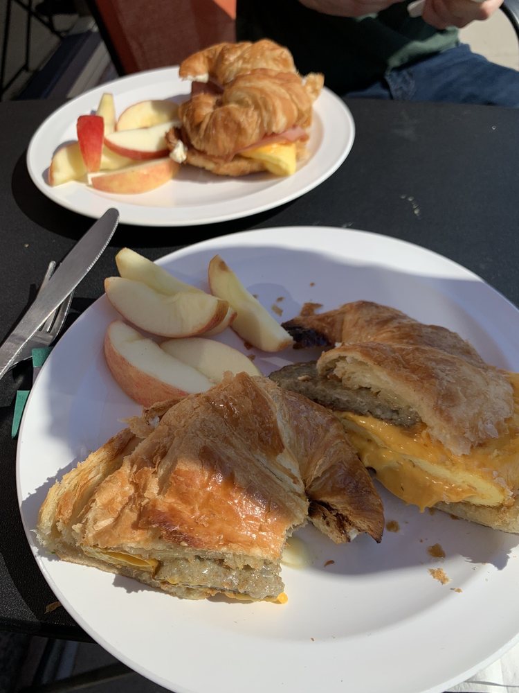 MANITOWOC COFFEE - Updated April 2024 - 38 Photos & 53 Reviews - 706 ...