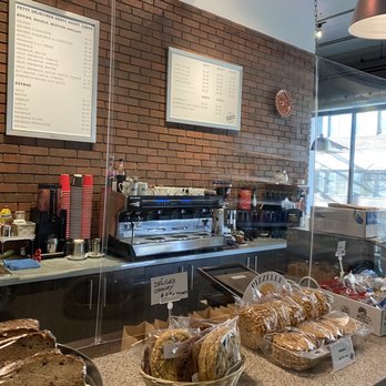 CAFE 100% - Updated November 2025 - 5445 Avenue de Gaspé, Montréal ...