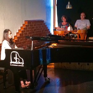 PULLERMANNS - Updated July 2024 - 11 Photos - Mathiasstr. 22, Köln ...