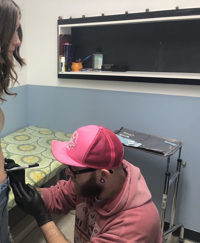 SACRED APPLE DERMAGRAPHICS - Updated December 2025 - 54 Photos & 23 ...