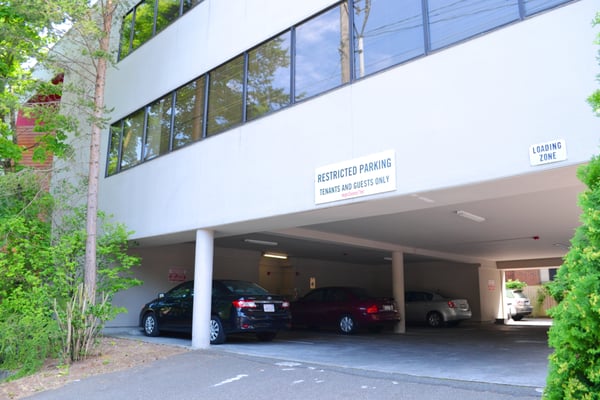 JENSEN ESTATE LAW - Updated October 2025 - 13 Photos - 1833 N 105th St ...