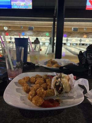 TRIANGLE BOWL - Updated January 2026 - 10 Photos & 31 Reviews - 700 ...