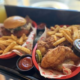 URBAN BIRD HOT CHICKEN - Updated June 2024 - 308 Photos & 220 Reviews ...