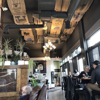 HOT SHOTS CAFE - Updated December 2025 - 52 Photos & 32 Reviews - 1924 ...