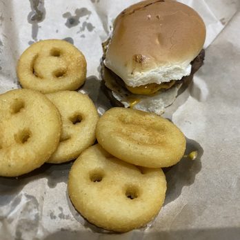 THE OWNERS BOX SPORTS BAR & GRILL - Updated April 2025 - 37 Photos & 50 ...