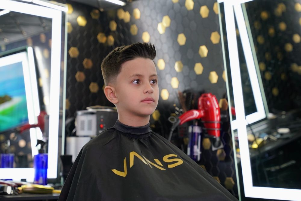 VANSO MOBILE BARBERSHOP - Updated October 2025 - 14 Photos - Glendale ...