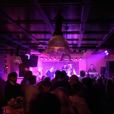 THE GRAND - Updated June 2024 - 14 Photos & 12 Reviews - 17 Main Street ...