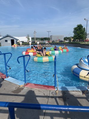 FUN PLEX - 16 Photos & 33 Reviews - 7003 Q St, Omaha, Nebraska - Water ...