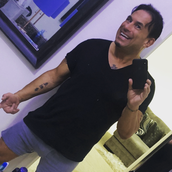 HOLLYWOOD SHOW - Updated September 2025 - 182 Photos & 49 Reviews ...