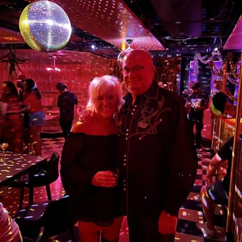 WIGGLE ROOM AUSTIN - Updated April 2025 - 39 Photos & 32 Reviews - 612 ...