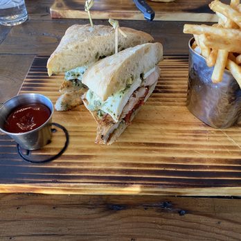 FINCH - Updated October 2024 - 1017 Photos & 776 Reviews - 32395 ...