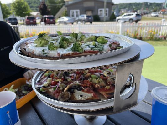 PICTURED ROCKS PIZZA - TEMP. CLOSED - Updated January 2026 - 144 Photos ...