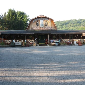 DOWNTOWN SMICKSBURG AMISH COUNTRY - Updated April 2026 - 21875 Indiana ...
