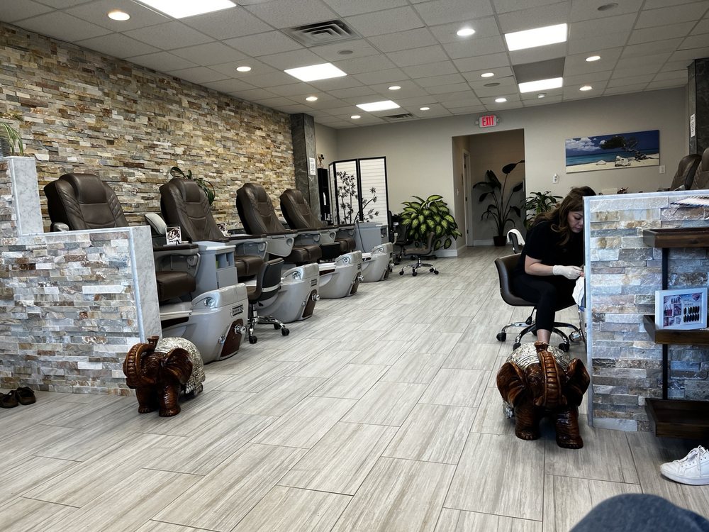 IQ NAILS AND SPA - Updated October 2025 - 99 Photos & 24 Reviews - 291 ...