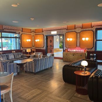 THE METEOR - Updated October 2025 - 97 Photos & 42 Reviews - 1950 Hi ...