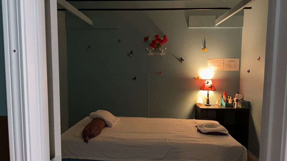 MOONLIGHT SPA - Updated December 2025 - Request an Appointment - 2100 ...