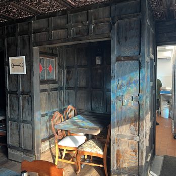 THE FIDDLIN PIG - Updated February 2025 - 30 Photos & 19 Reviews - 100 ...