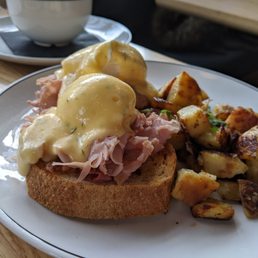 PIP - Updated September 2025 - 273 Photos & 212 Reviews - 10335 83 ...