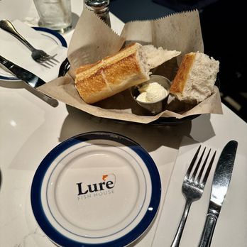 LURE FISH HOUSE - Updated June 2024 - 3118 Photos & 2704 Reviews - 259 ...