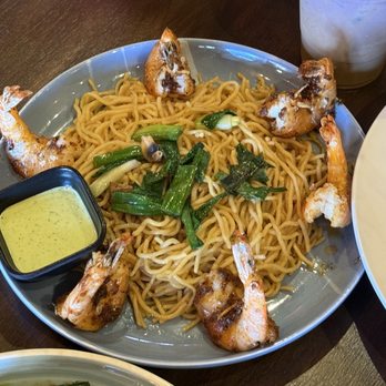 OMELI KITCHEN - Updated March 2025 - 2112 Photos & 926 Reviews - 2466 E ...