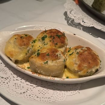 DAL RAE RESTAURANT with 2617 real customer photos - Updated August 2024 ...