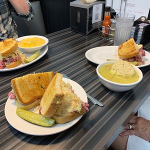 STATESIDE DELI & RESTAURANT - 153 Photos & 160 Reviews - 3552 Meridian ...