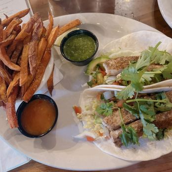 TRAIN WRECK BAR - Updated March 2025 - 947 Photos & 952 Reviews - 427 E ...