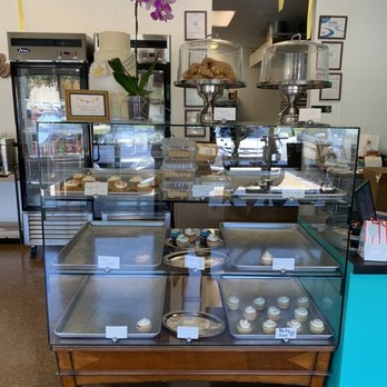 CUPCAKE JUNKIE - Updated December 2025 - 438 Photos & 66 Reviews ...