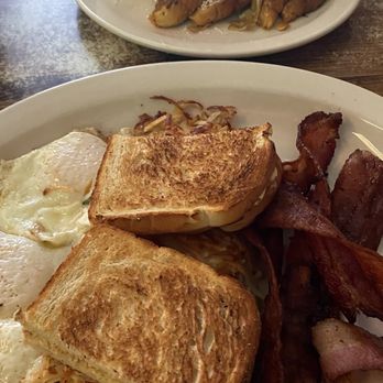 RAINBOW CAFE - Updated November 2025 - 49 Photos & 90 Reviews - 209 S ...