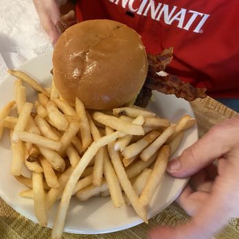 RED FOX GRILL - Updated October 2025 - 53 Photos & 46 Reviews - 232 E ...